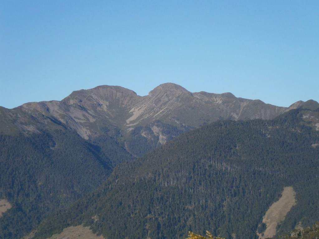 Wuling Sixiu Mountains – 武陵四秀 – May 2012 | The Cloud Ocean